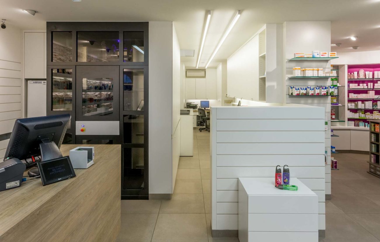 Meditech Pharma | Pharmacy Robots - Development & Manufacturing